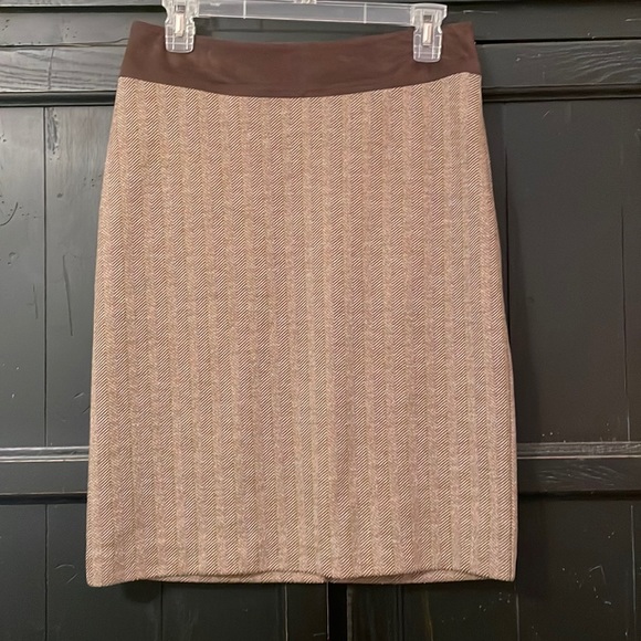 Isaac Mizrahi | Skirts | Tweed Pencil Skirt | Poshmark